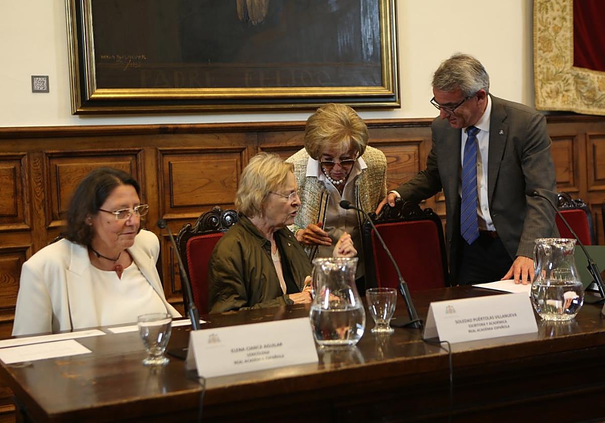 Puértolas y Cianca, en la Universidad de Oviedo | El Comercio: Diario ...
