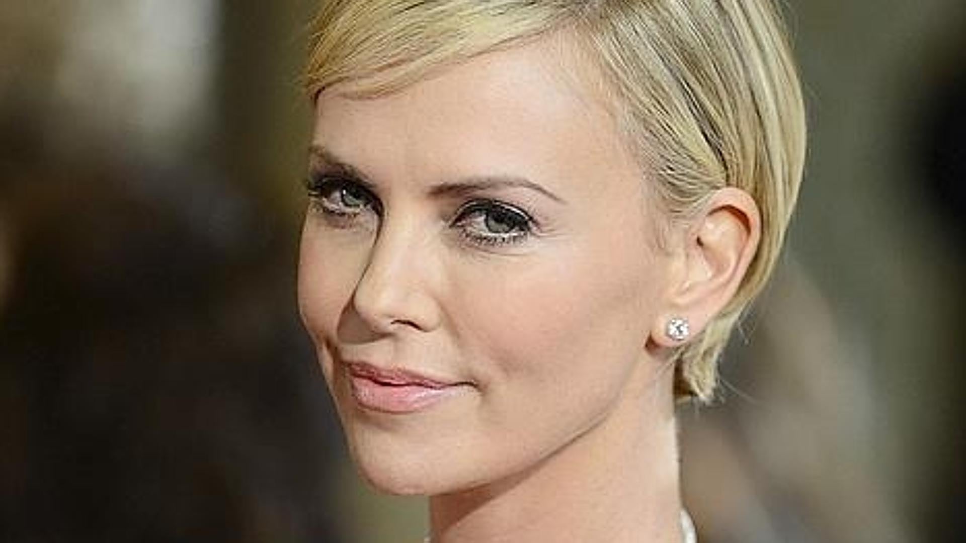 La curiosa opinión de Charlize Theron sobre la comida española y las ...