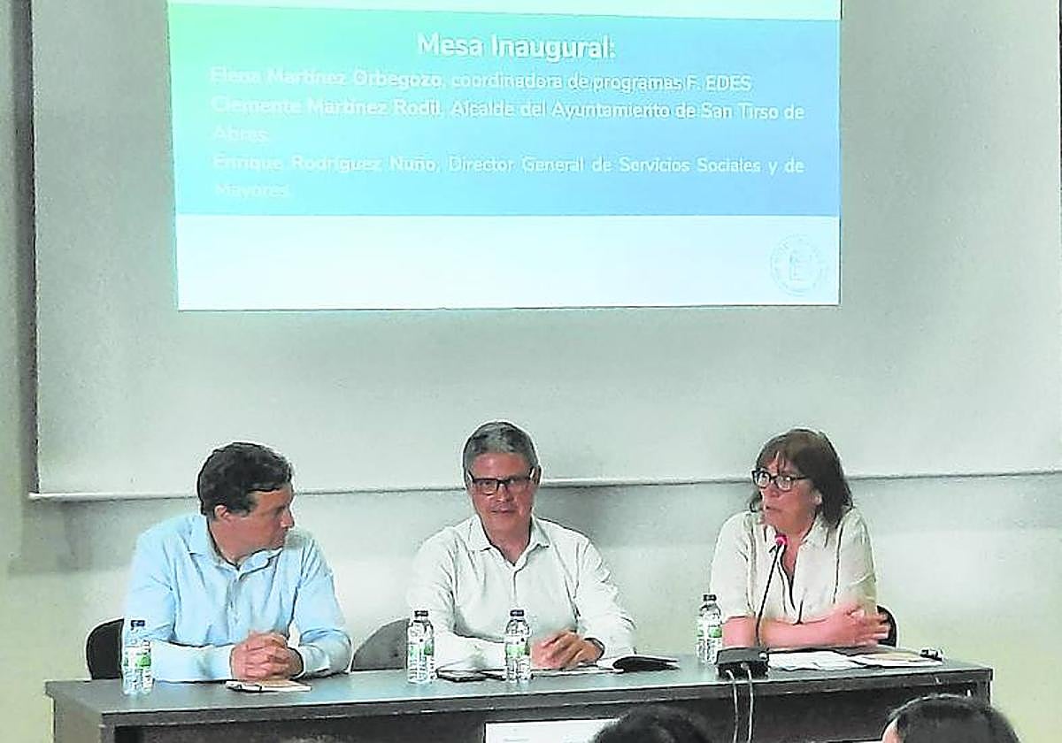 San Tirso de Abres debate sobre la red de cuidados e inclusión en el ...