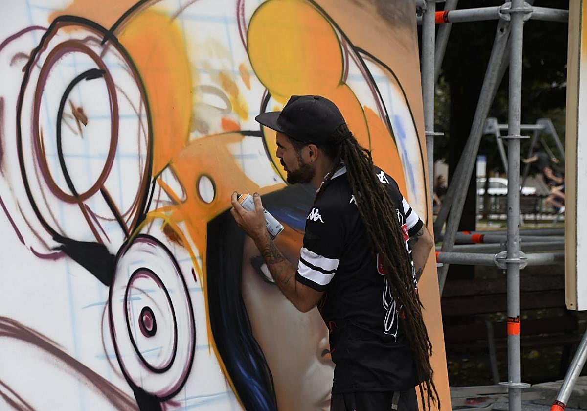 El arte urbano no descansa y hace de La Exposición un lienzo para el ...