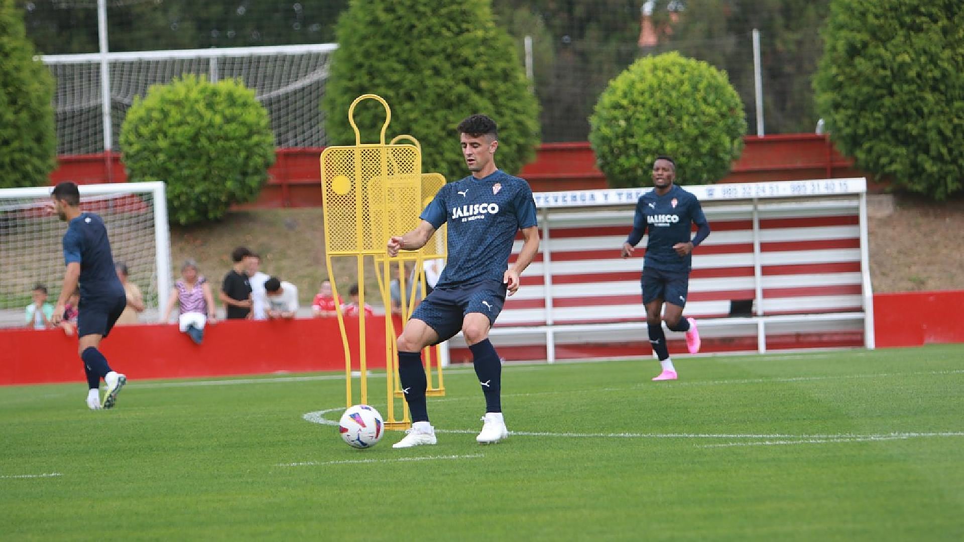 Estamos contigo, Pascanu, te va a ir muy bien aquí!» | El Comercio ...