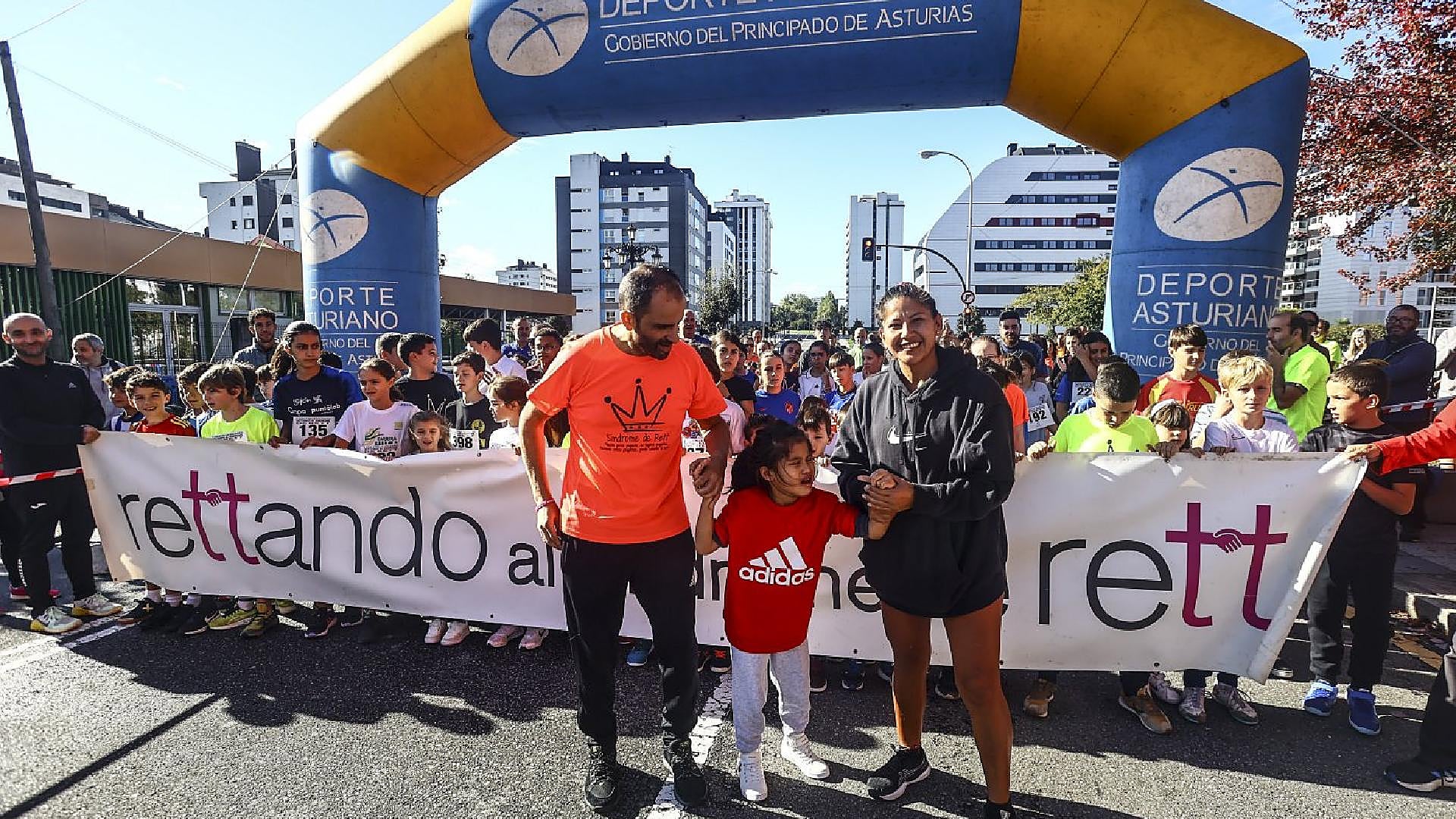 Medio millar de corredores retan al síndrome de Rett | El Comercio ...