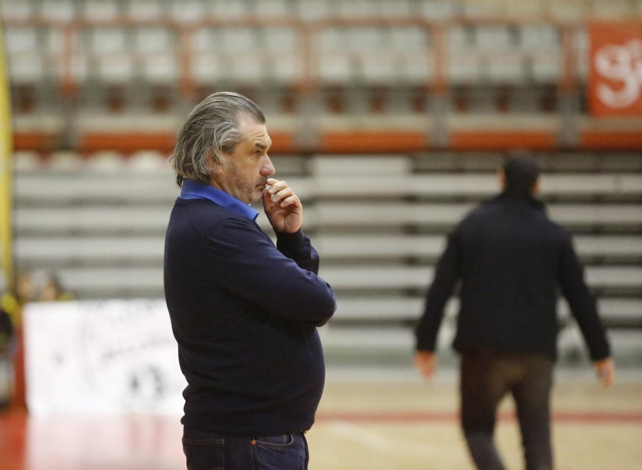 El Círculo quiere resurgir ante el Marín | El Comercio: Diario de Asturias