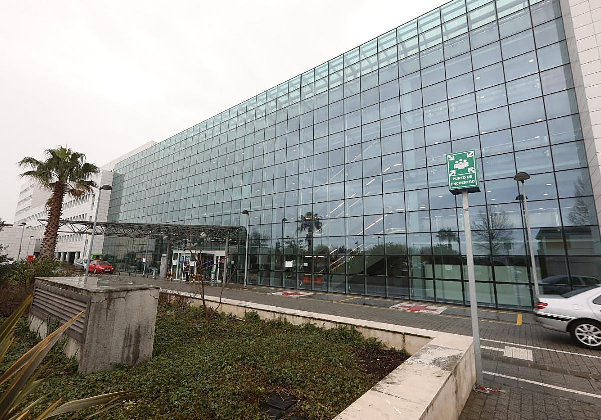 Los mostradores web del San Agustín migran a AsturSalud | El Comercio ...