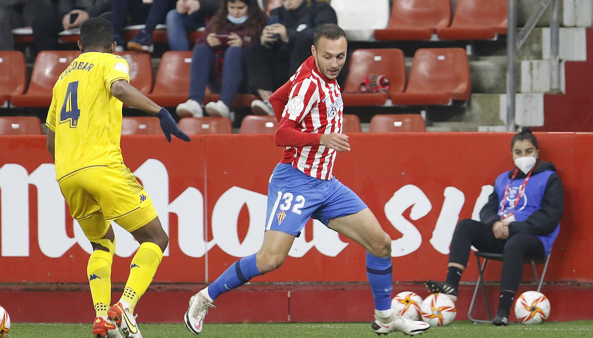 Álvaro Santamaría será el '9' del Real Avilés | El Comercio: Diario de ...