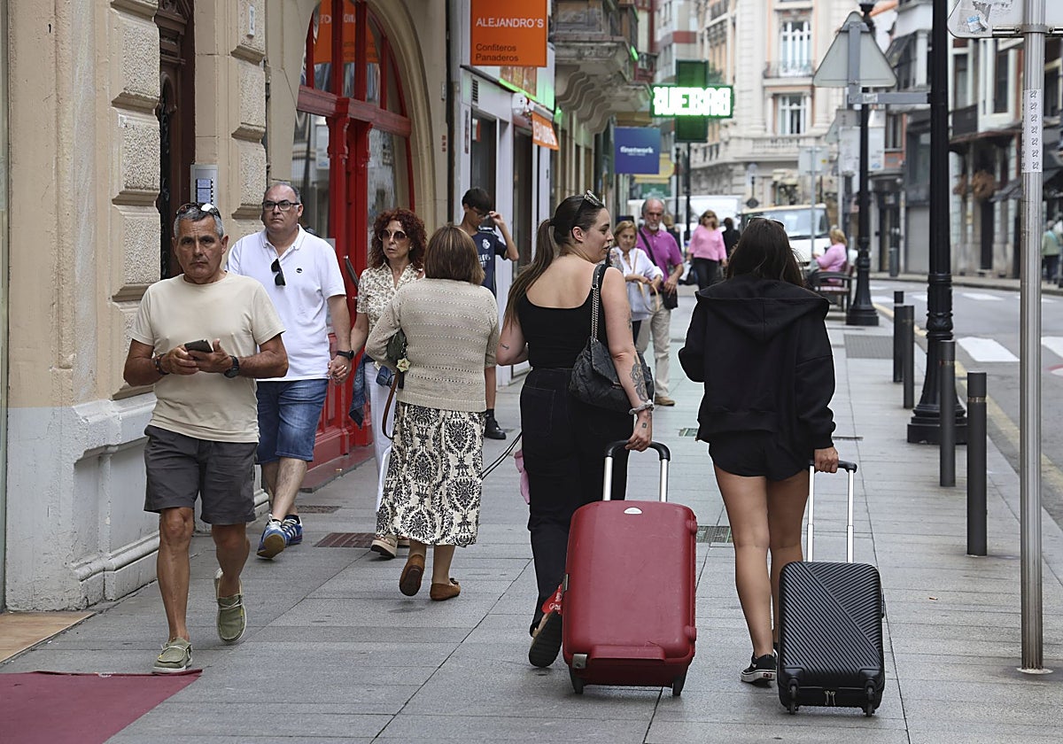 El nuevo plan de comercio de Gijón plantea ayudas para reabrir locales ...