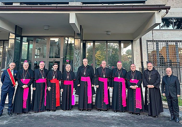 El obispo de Asturias despacha con el Papa sobre el escándalo Zornoza ...