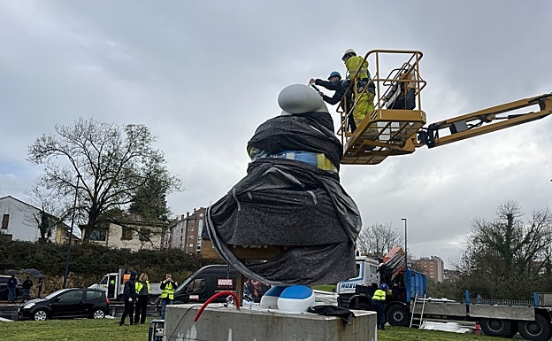 Pitufa Karateca ya da la bienvenida en Pola de Siero: «Es la imagen de ...