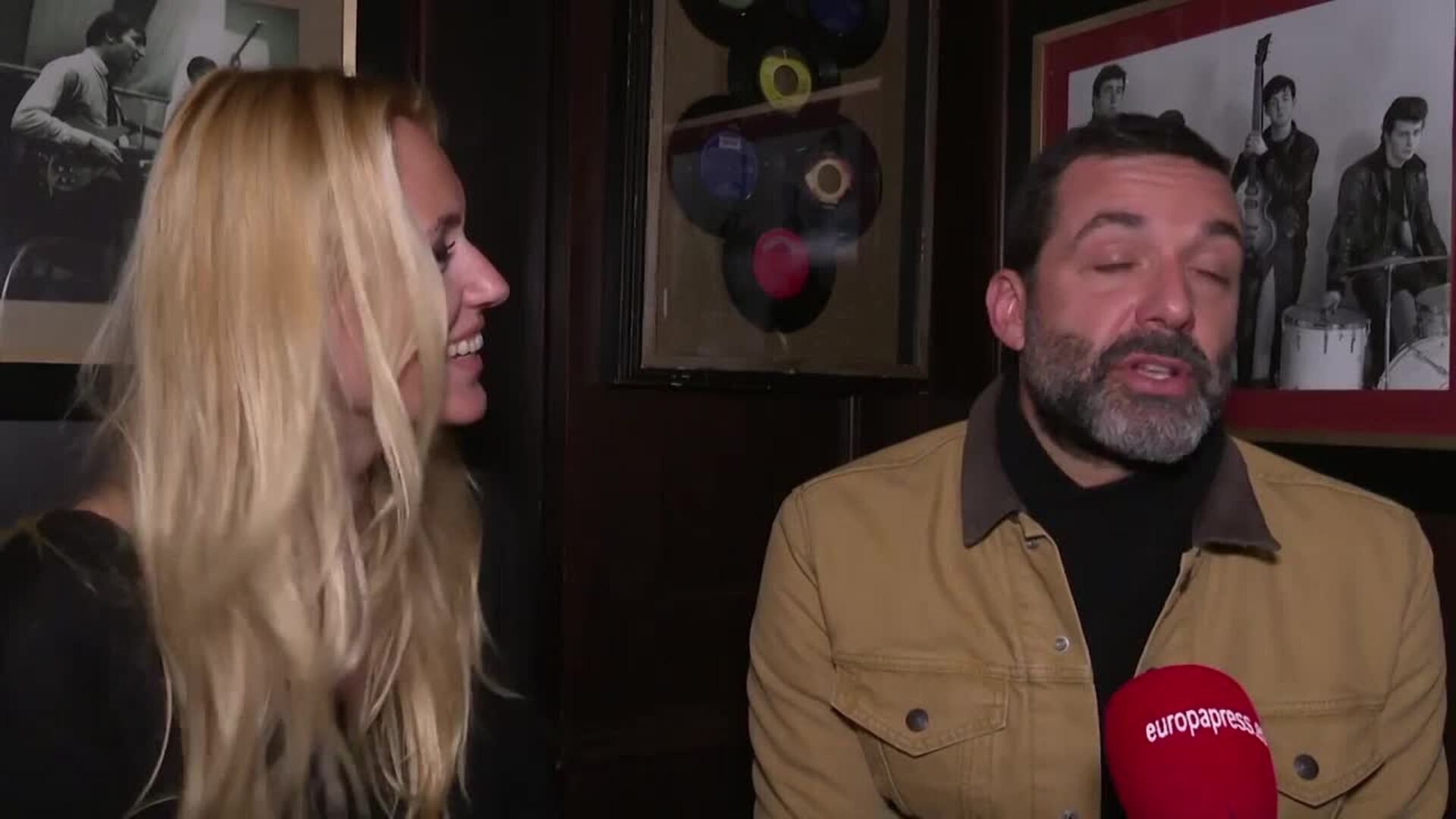 El cantante Jaume Anglada experimenta una "sensible mejoría", pero seguirá en la UCI | El ...