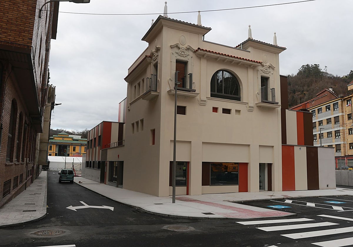 El Teatro Virginia de Sotrondio, listo para empezar a funcionar como ...