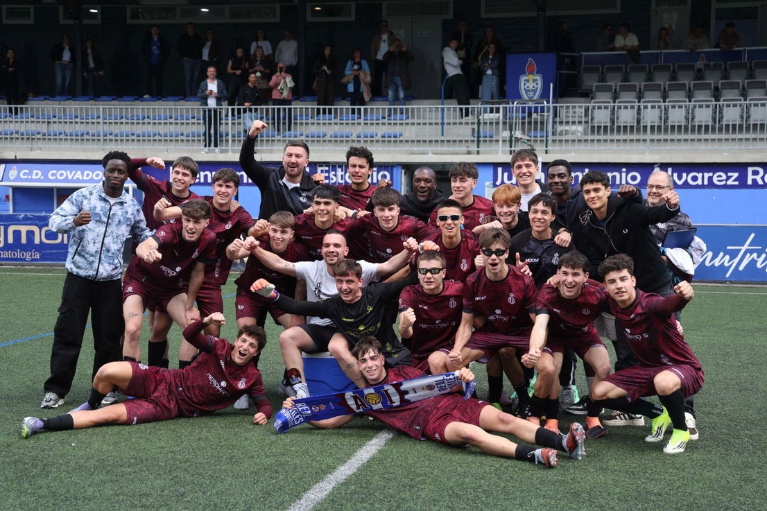 El Real Avilés juvenil vuelve a División de Honor: así ha sido la ...