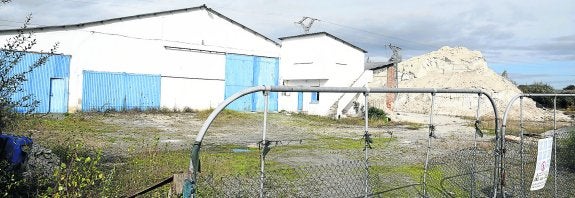 Fin al vertedero del desacato | El Comercio