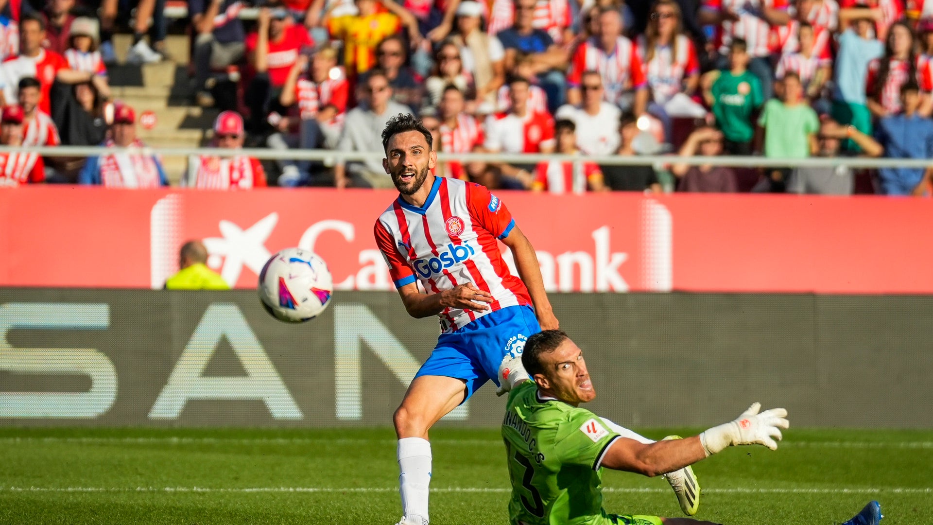 Iván Martín, el bilbaíno que es una pieza fundamental del Girona líder ...