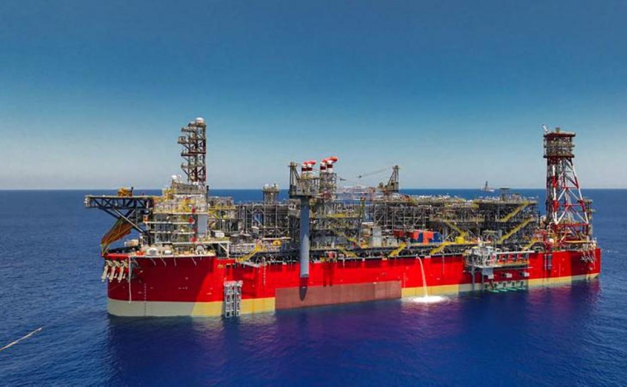 El gas y el petróleo repuntan tras la nueva amenaza de Putin | El Correo