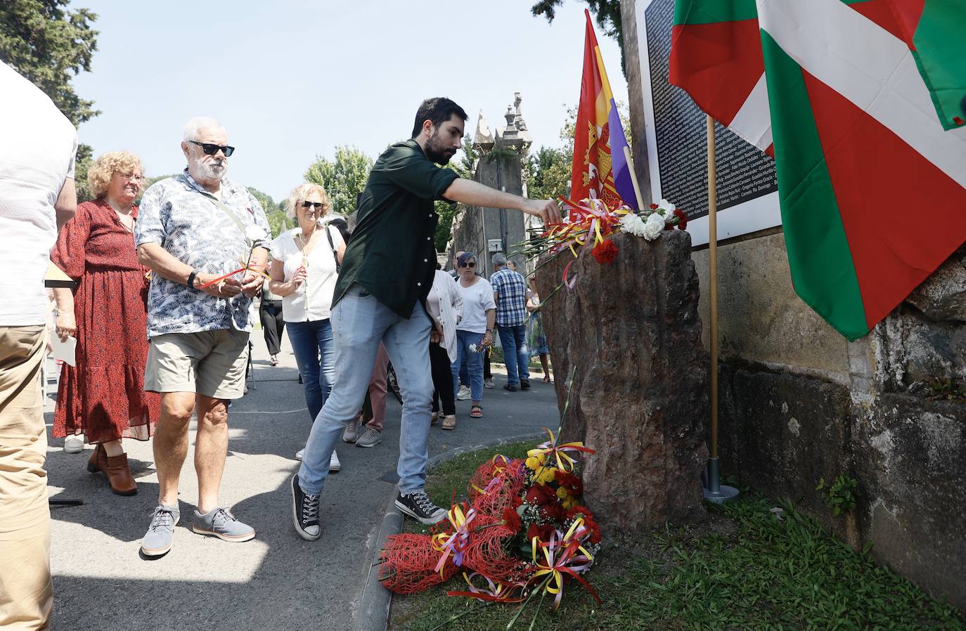 Gernika homenajea a 269 presos de la guerra | El Correo