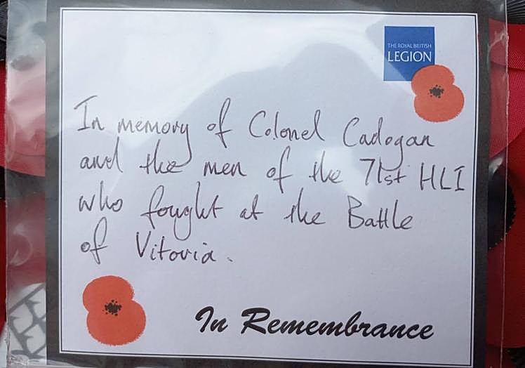 ¿A quién homenajea la corona de 'poppies' del monumento a la Batalla de ...