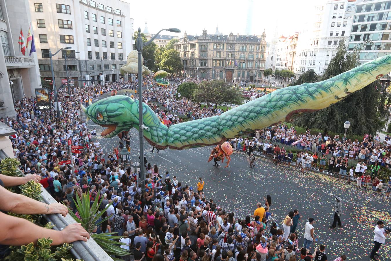 El desfile de la ballena en Bilbao | El Correo