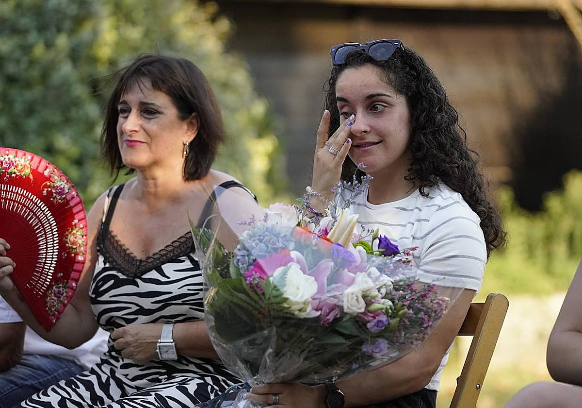 Así ha sido el emotivo homenaje a la campeona del mundo Oihane ...