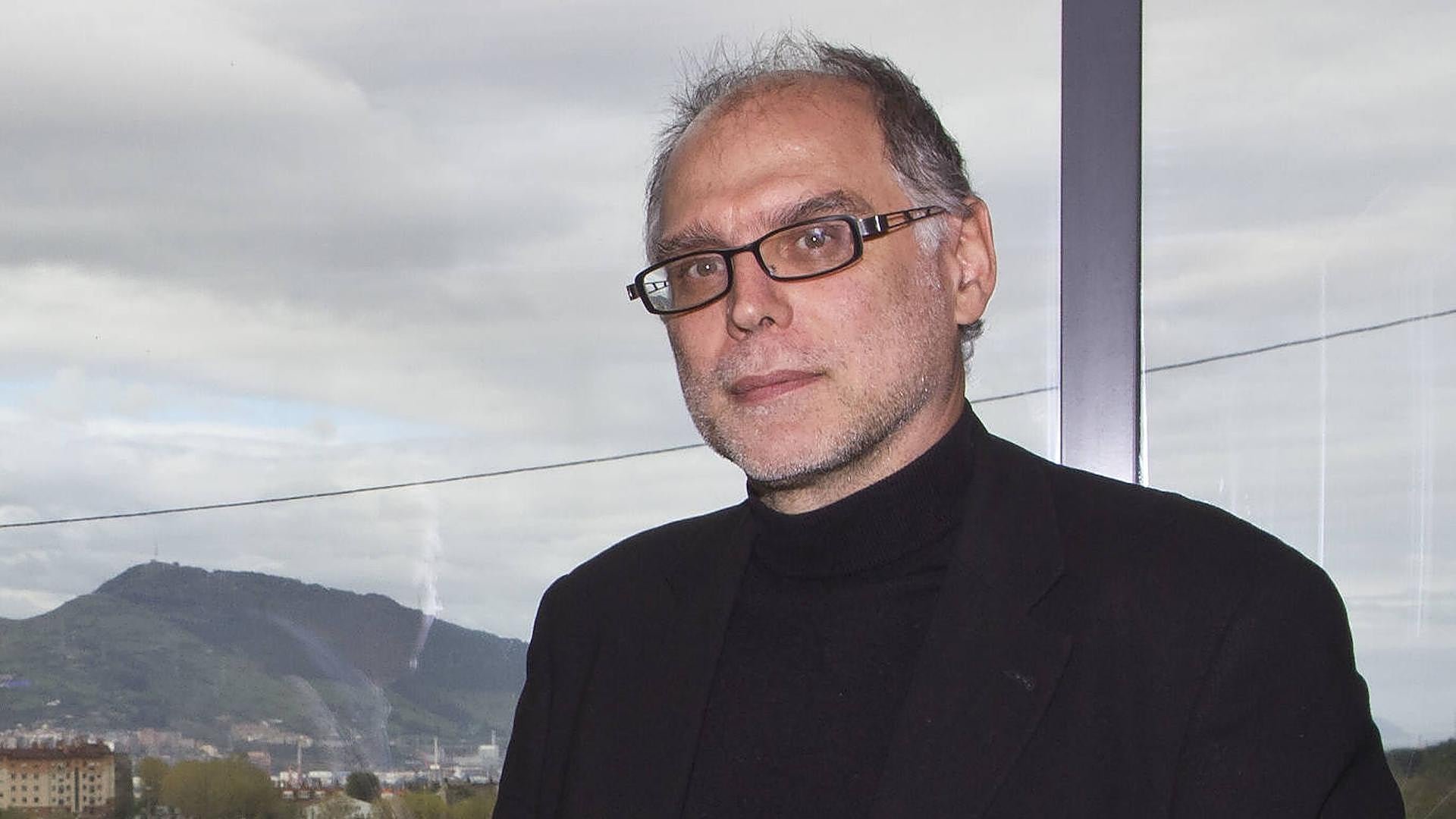 Un libro recopila las reseñas de Javier Rojo, 25 años de literatura en ...