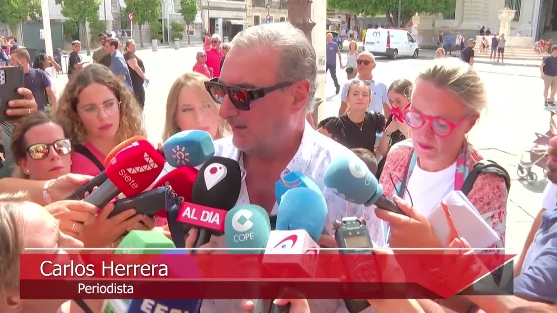 Último adiós a María Jiménez en su tierra y rodeada de amigos y familia ... Último adiós a María Jiménez en su tierra y rodeada de amigos y familia ...