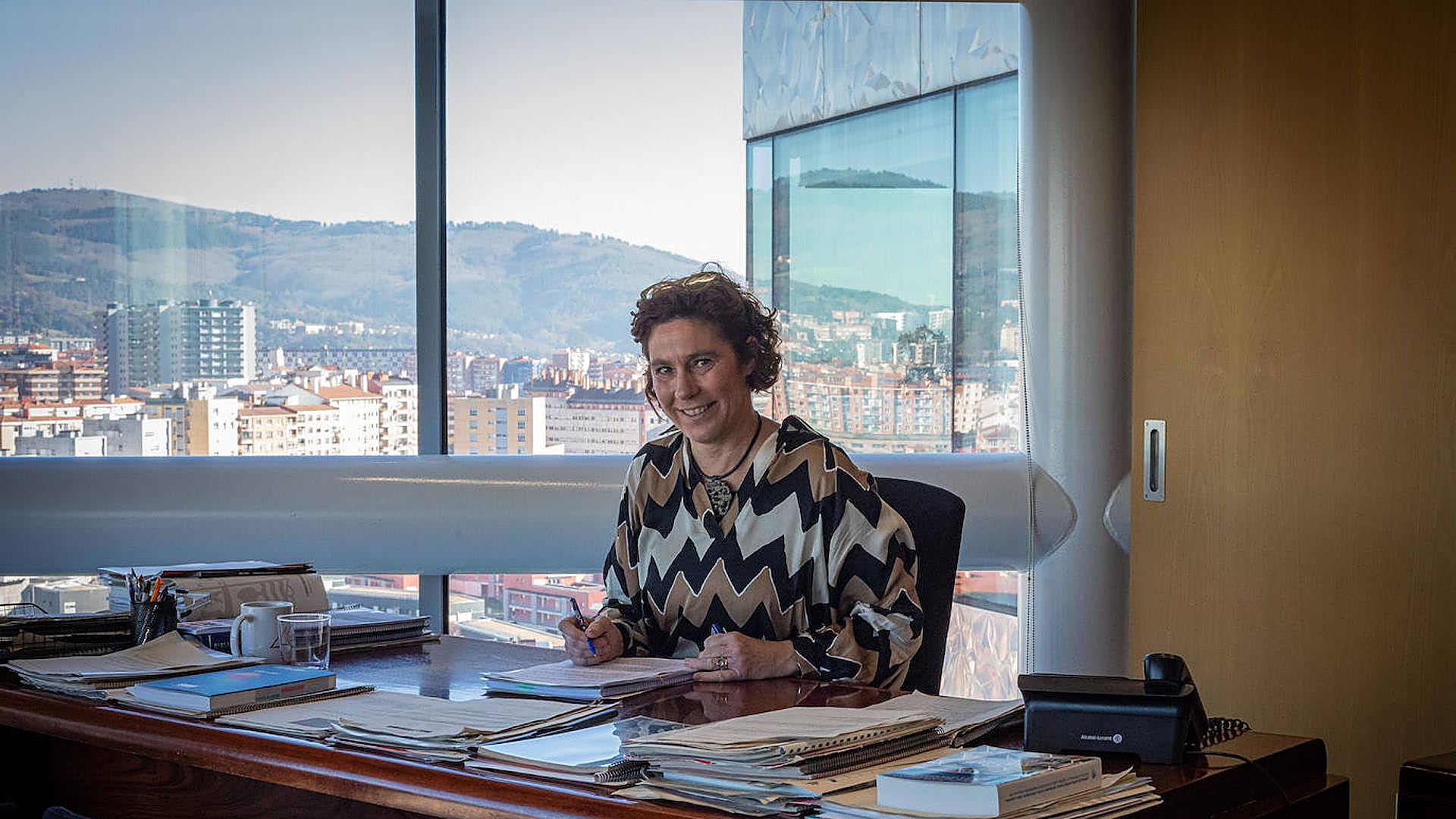 Amaia Arregi, la primera alcaldesa de Bilbao en democracia por la baja ...