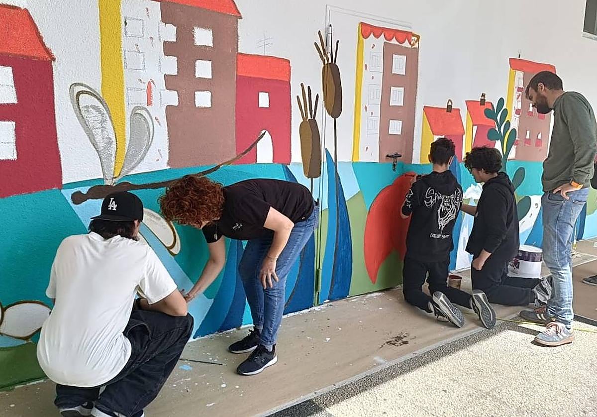 Así 'retratan' 150 vecinos de Ibaiondo el barrio en un enorme mural ...