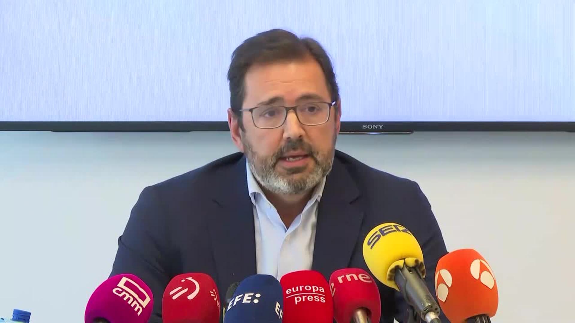 ALA recalca que cobrar por el equipaje aún es legal porque la sanción ...