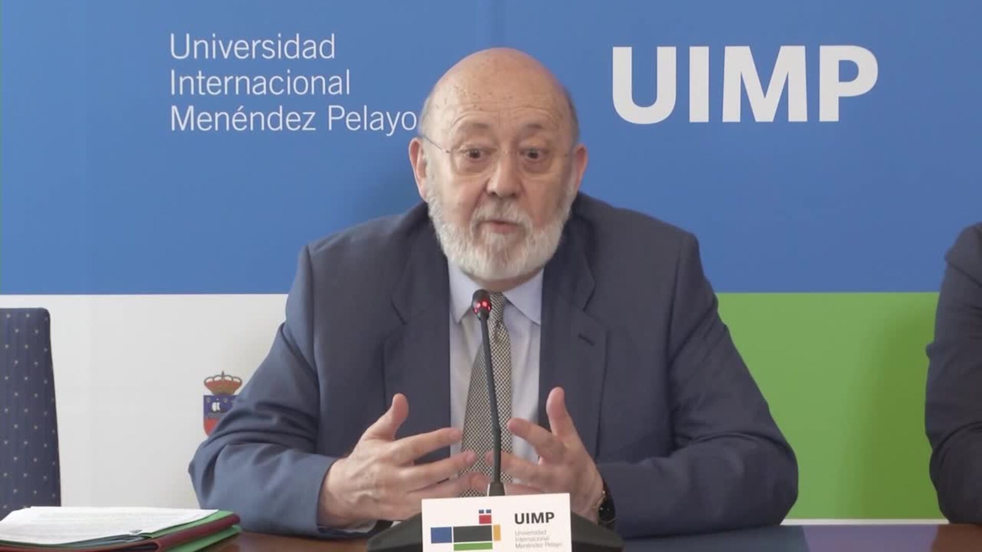 Tezanos acusa al PP de recuperar procedimientos de "la Inquisición" | El Correo