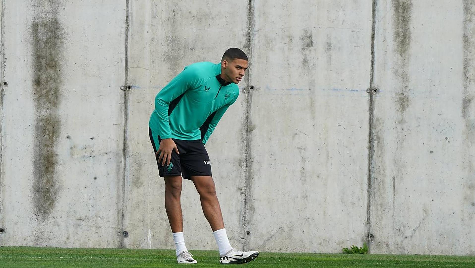 Jon Rivas: Un ligero tufo a racismo con el fichaje de Sannadi por el ...