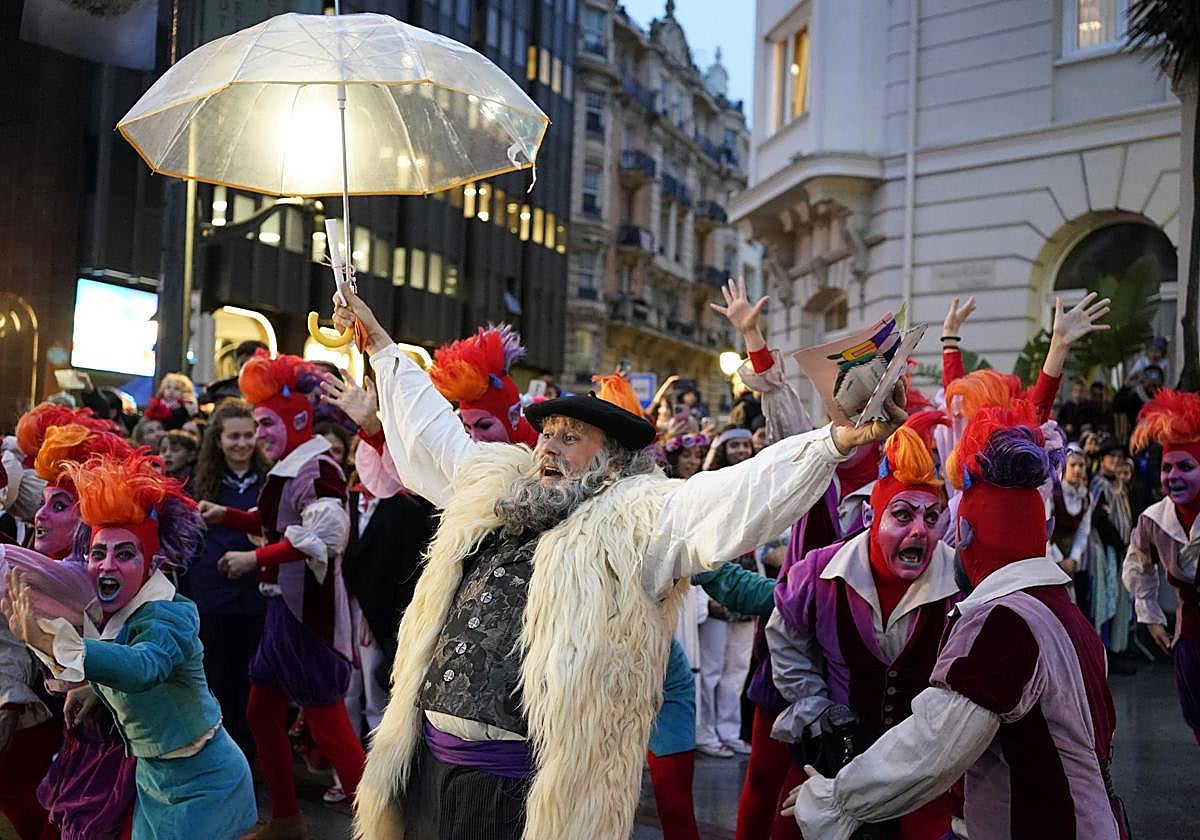 La magia de Olentzero y Mari Domingi inunda Bilbao | El Correo