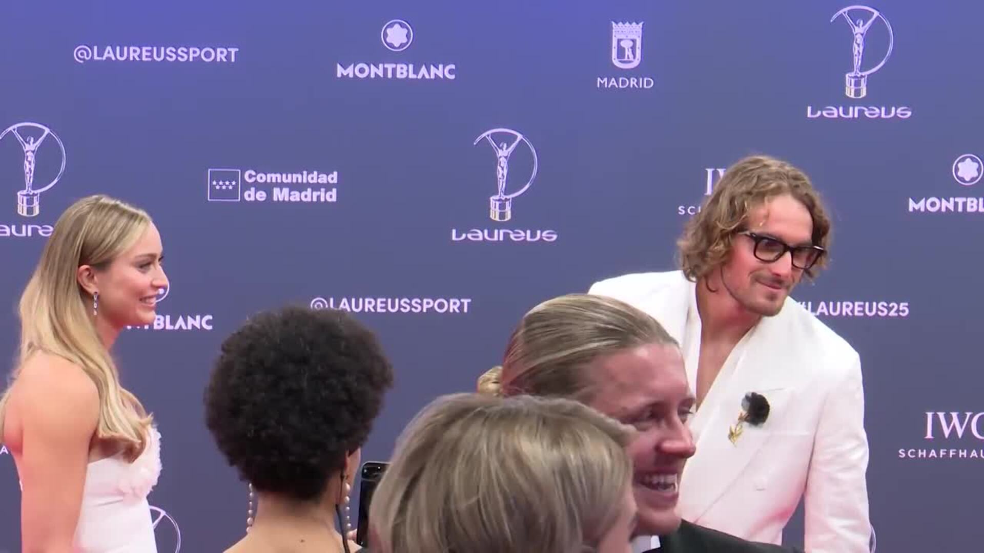 Paula Badosa y Stefanos Tsitsipas esquivos a las preguntas sobre una posible boda | El Correo