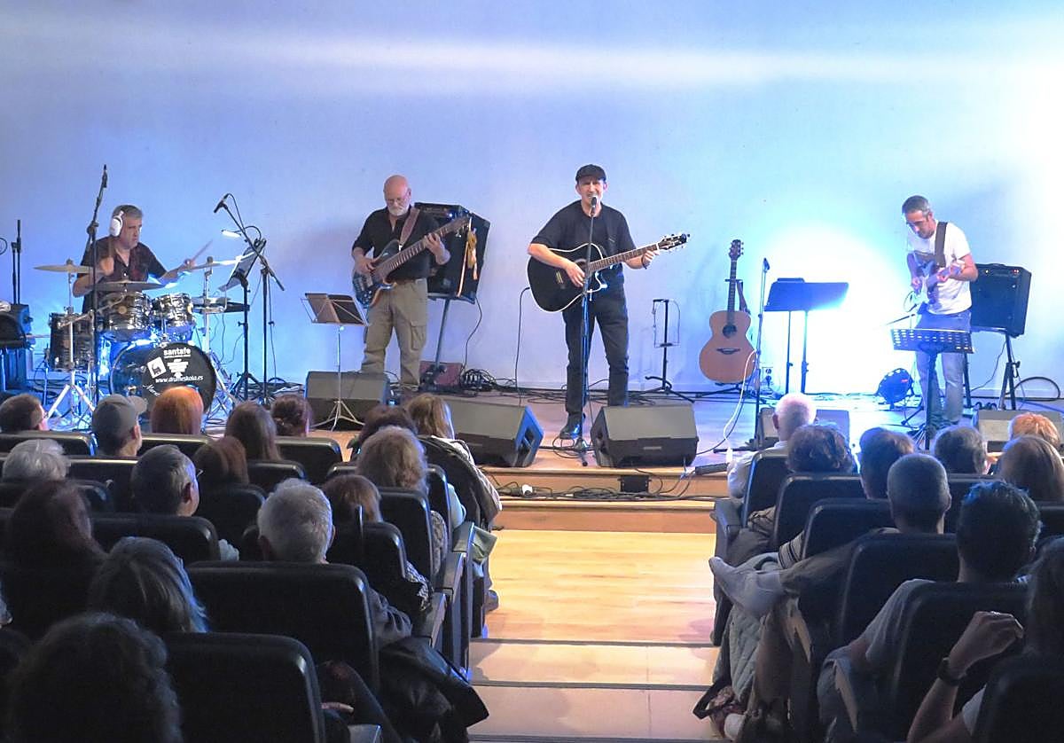 Mikel Telleria rememorando a Lou Reed en el Instituto Bertendona | El ...