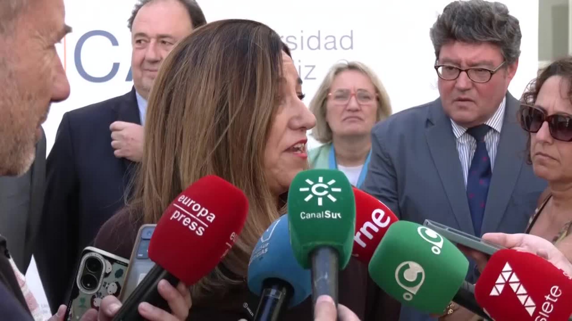 Castillo apunta al nuevo curso para el cambio de nombre del colegio ...