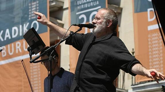 Oskorrik agur esango dio bere 45 urteko ibilbideari | El Correo