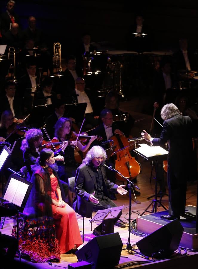 Concierto de José Merce junto a las Oscyl en el Auditorio Miguel ...