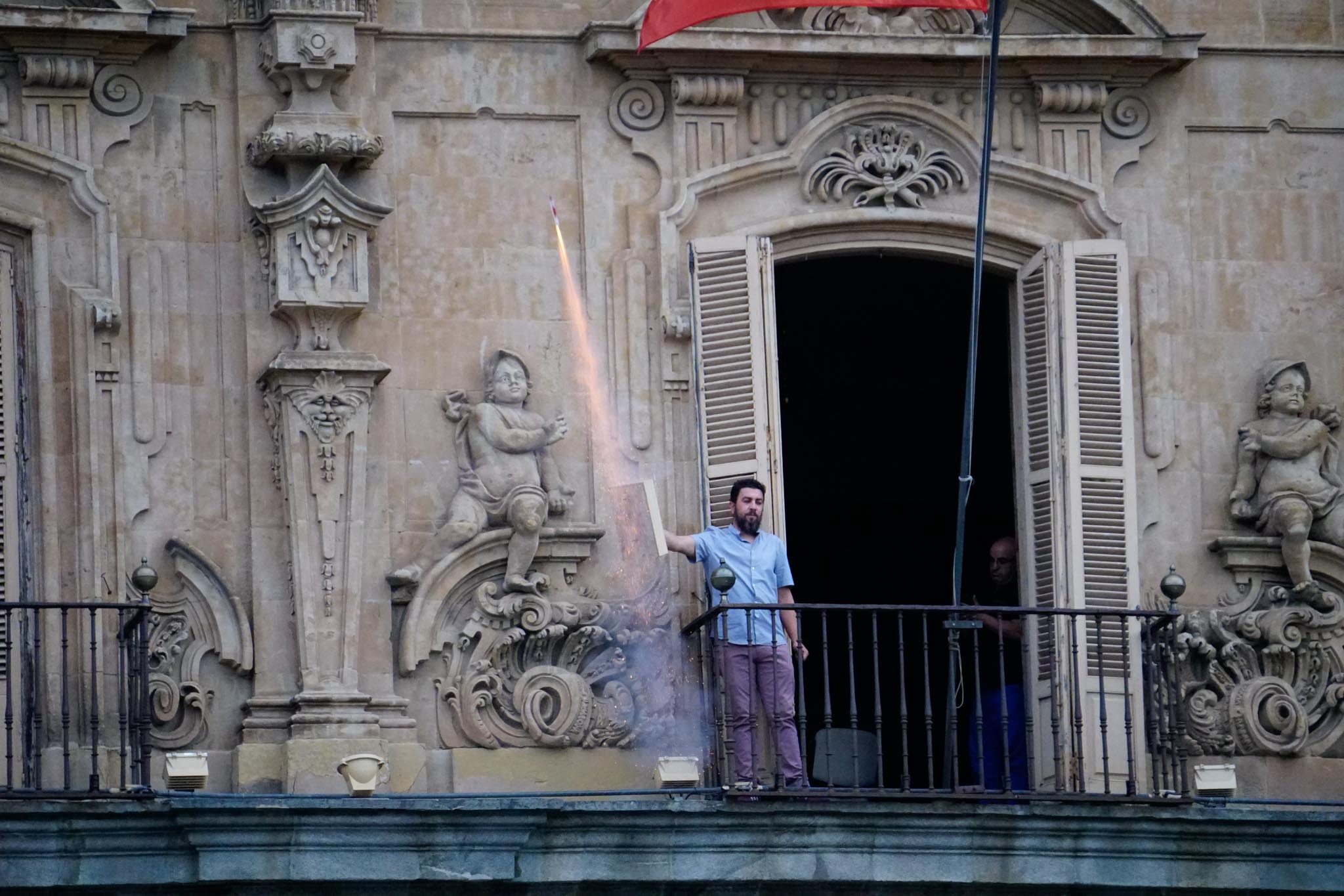 Fotos: Colocación de la Mariseca en el Ayuntamiento de Salamanca | El ...