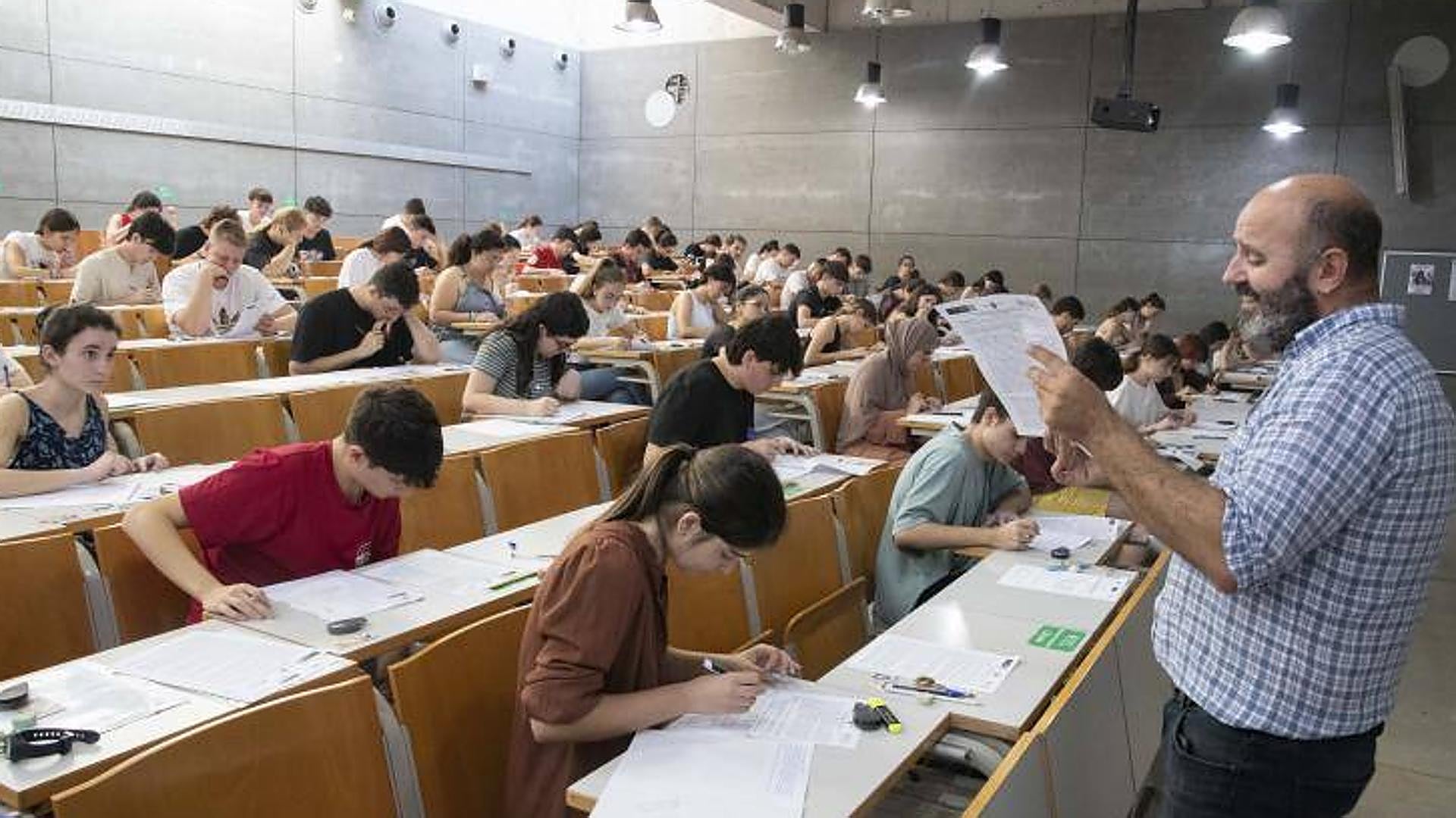 EBAU o EVAU: por qué es correcto escribirlo de las dos formas | El ...