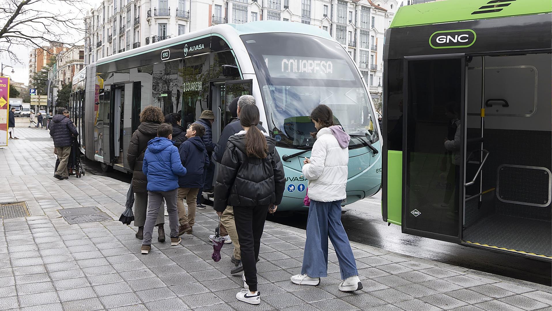 Valladolid: Auvasa incorpora a un asesor para aconsejar a los viajeros ...