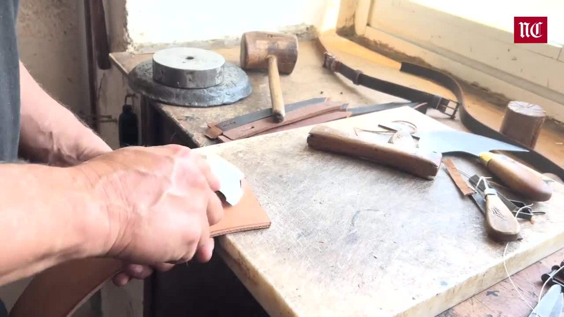 Pedro Sánchez, el guarnicionero que lleva a sus espaldas más de 1.000 ...