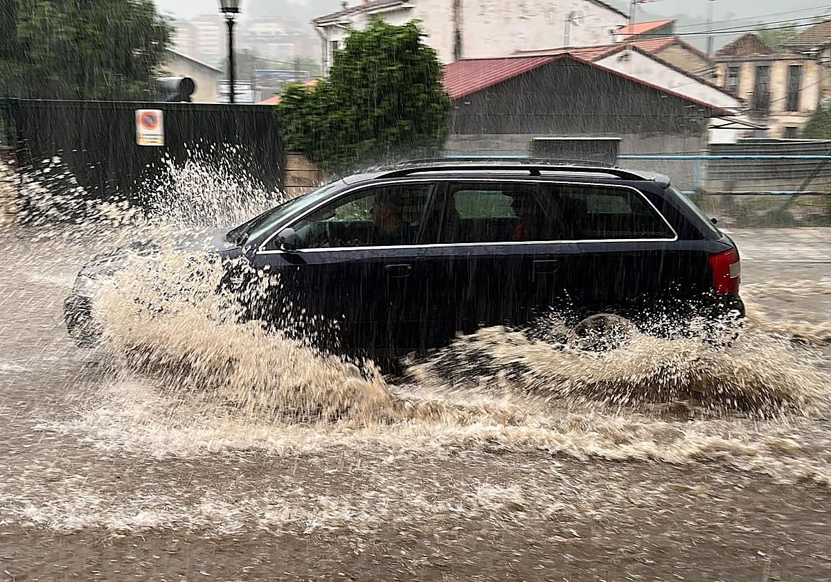 ¿Se puede recuperar un coche inundado? | El Norte de Castilla