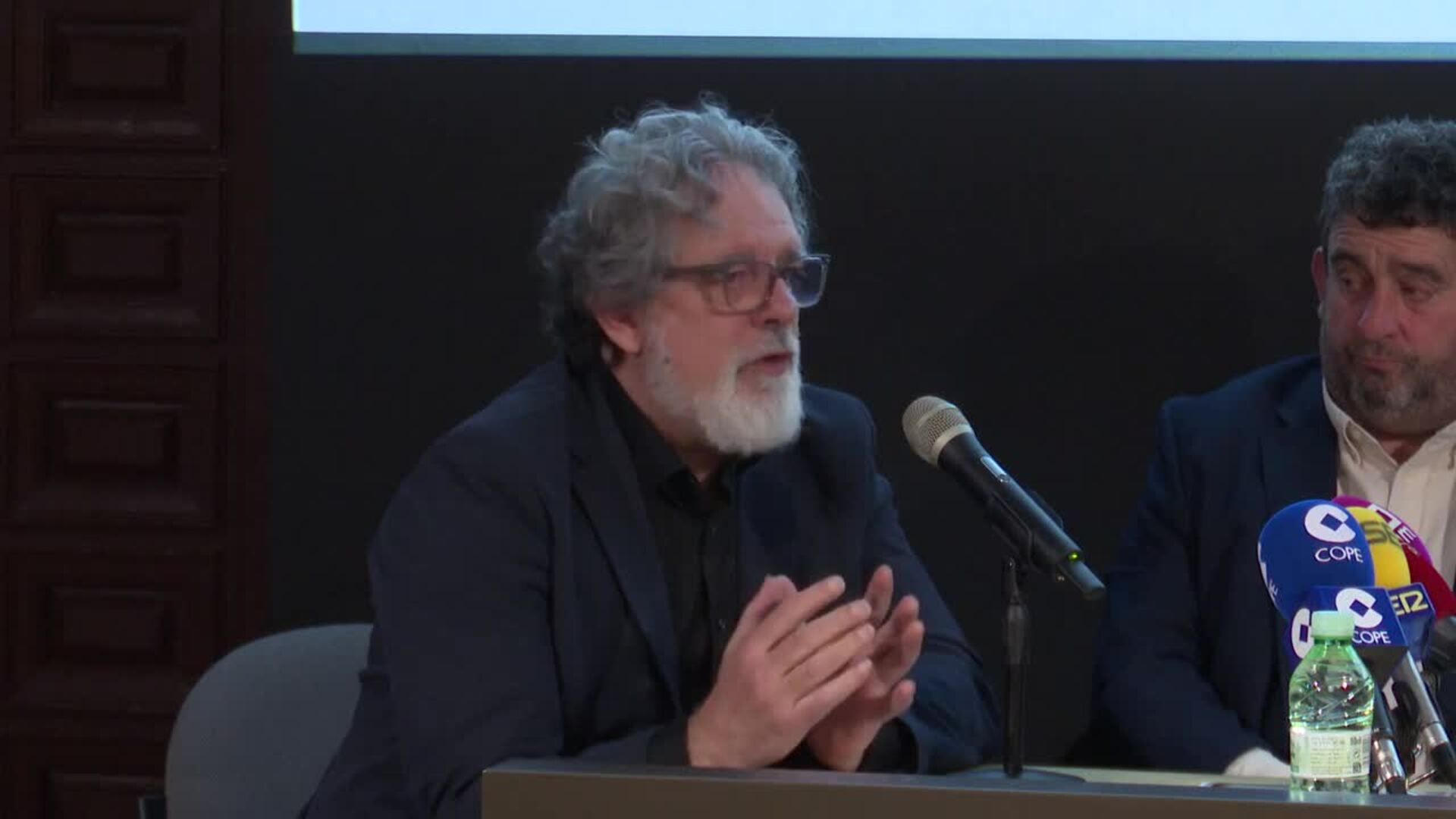 El códice que acredita la cesión de Uclés a Orden de Santiago en 1174 ...