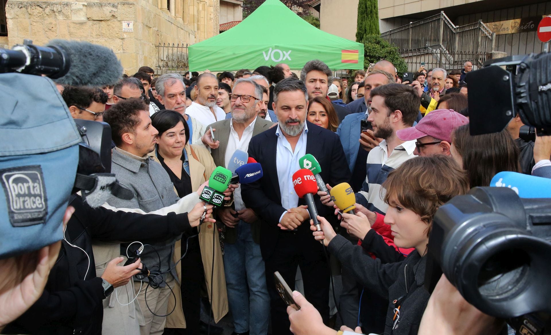 La visita de Abascal a Segovia, en imágenes | El Norte de Castilla