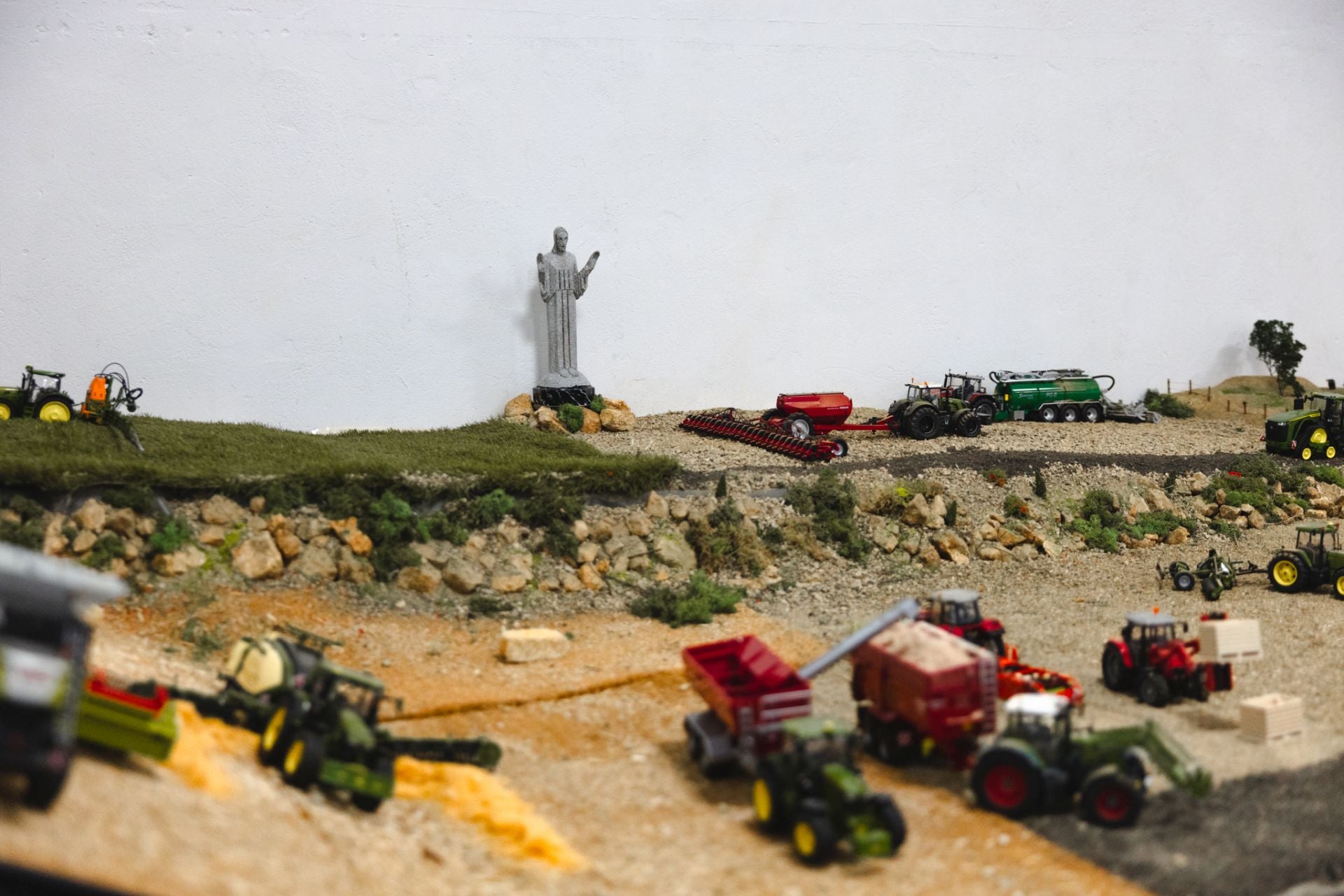 Miniaturas de la memoria agraria en Villamartín de Campos | El Norte de ...