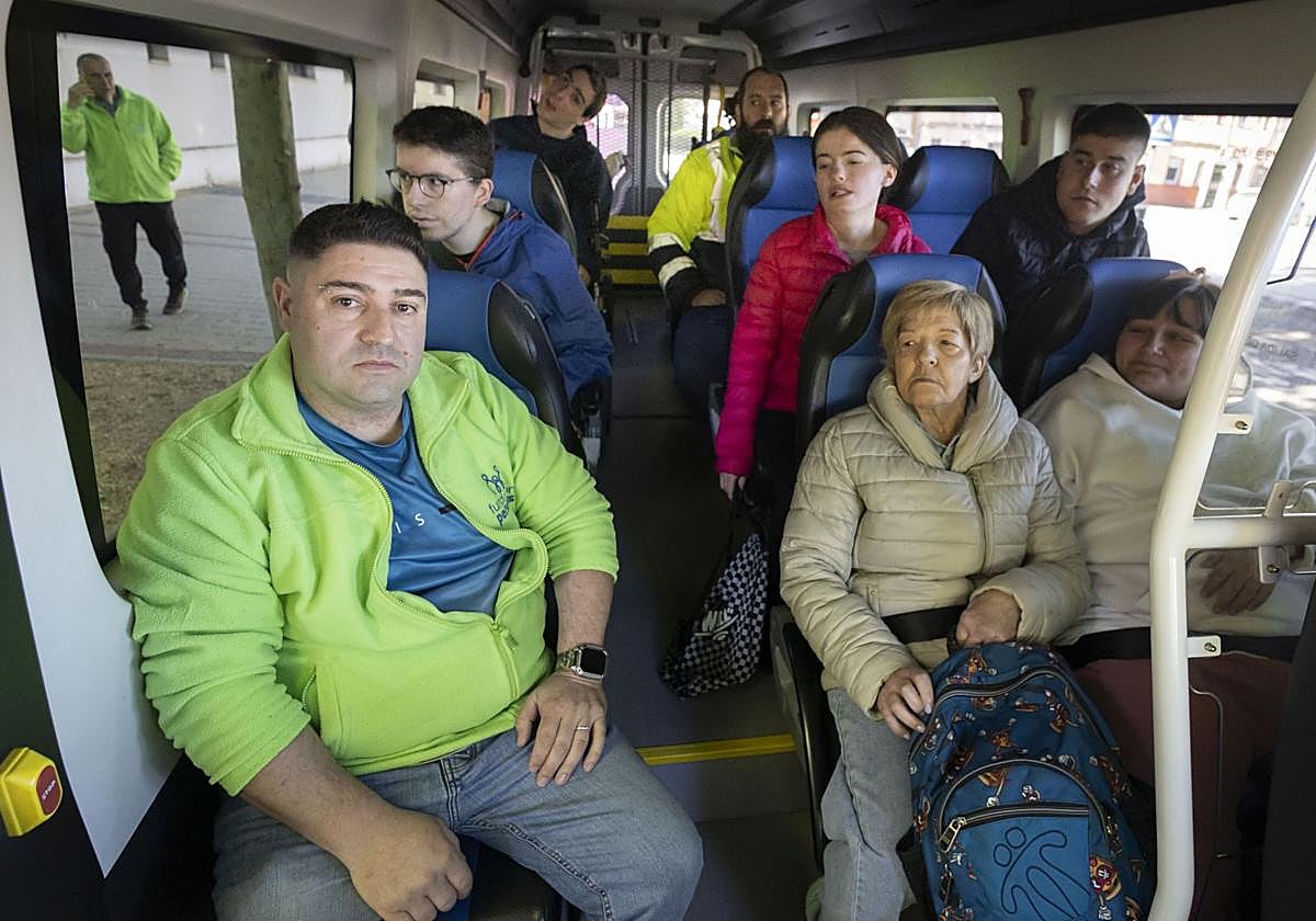 La flota «invisible» que financiará la Marcha Asprona: 12.700 rutas al ...