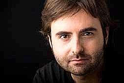 El vallisoletano David Moralejo, colaborador de la revista ELLE, hoy en ...