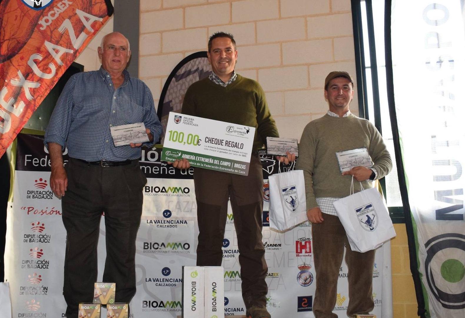 Ramón Falcón de la Sociedad de Cazadores «los Barros» de Hornachos ...