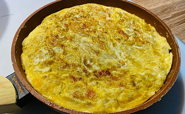 La receta de HOY: Receta de tortilla de repollo, zanahoria y cebolla | Hoy