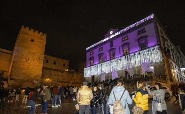 Cáceres y Mérida ya están en Navidad | Hoy.es