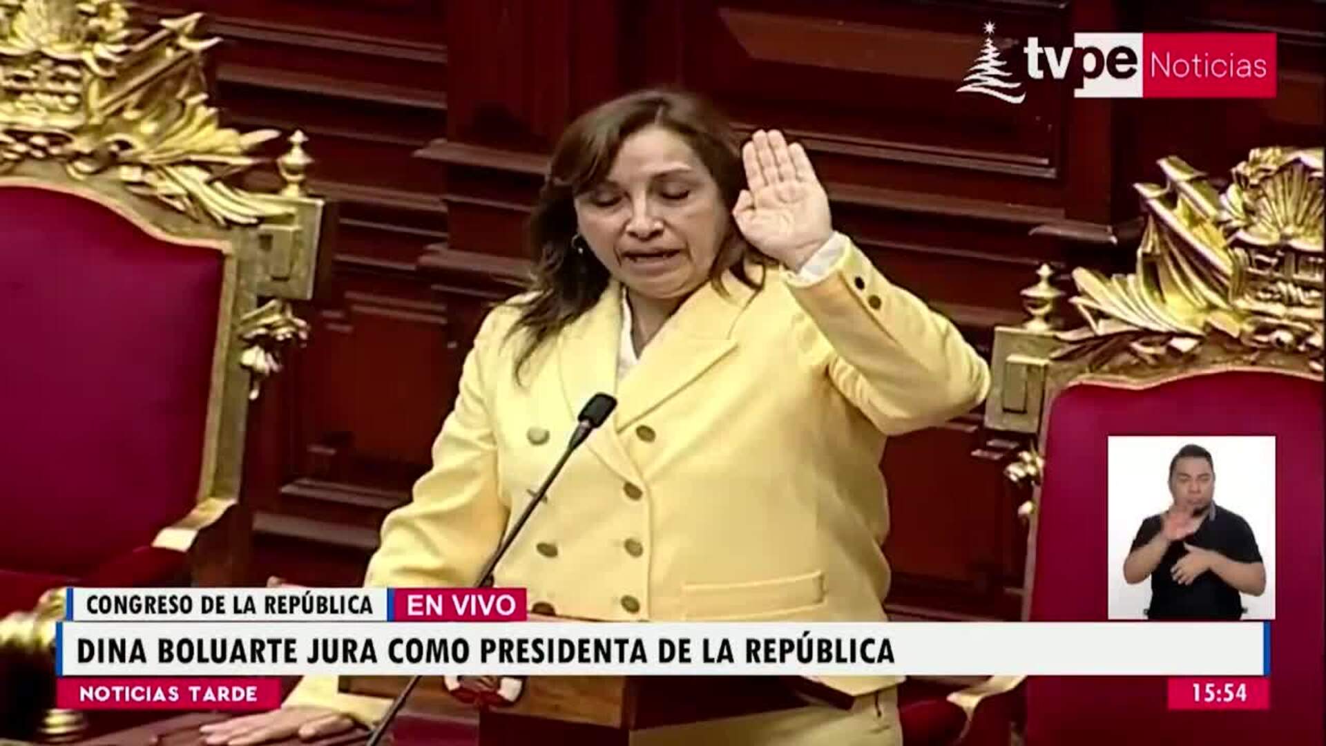 Dina Boluarte jura el cargo como nueva presidenta de Perú | Hoy