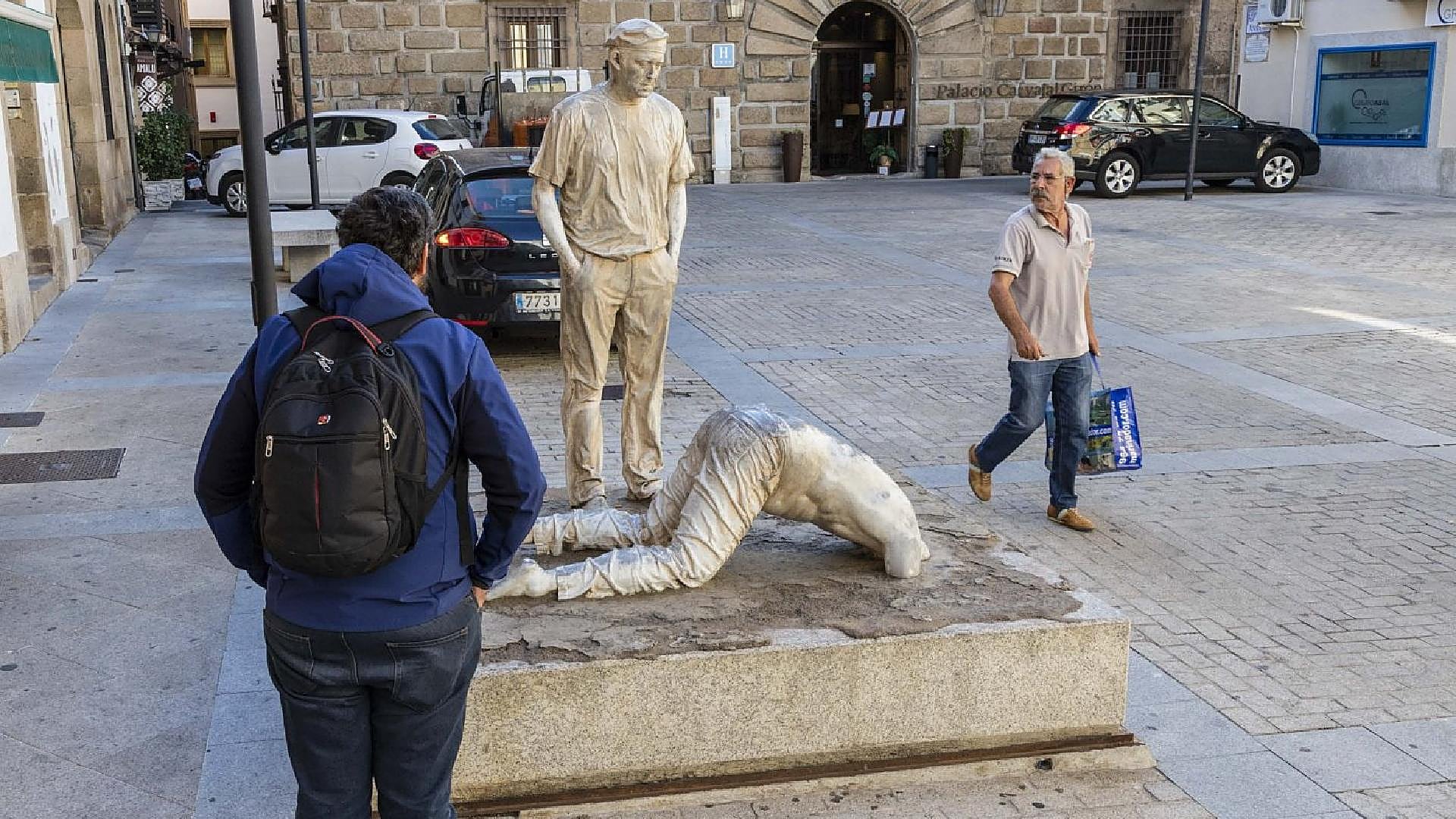 El juicio de la estatua de Ansano se celebra hoy tras dos retrasos | Hoy